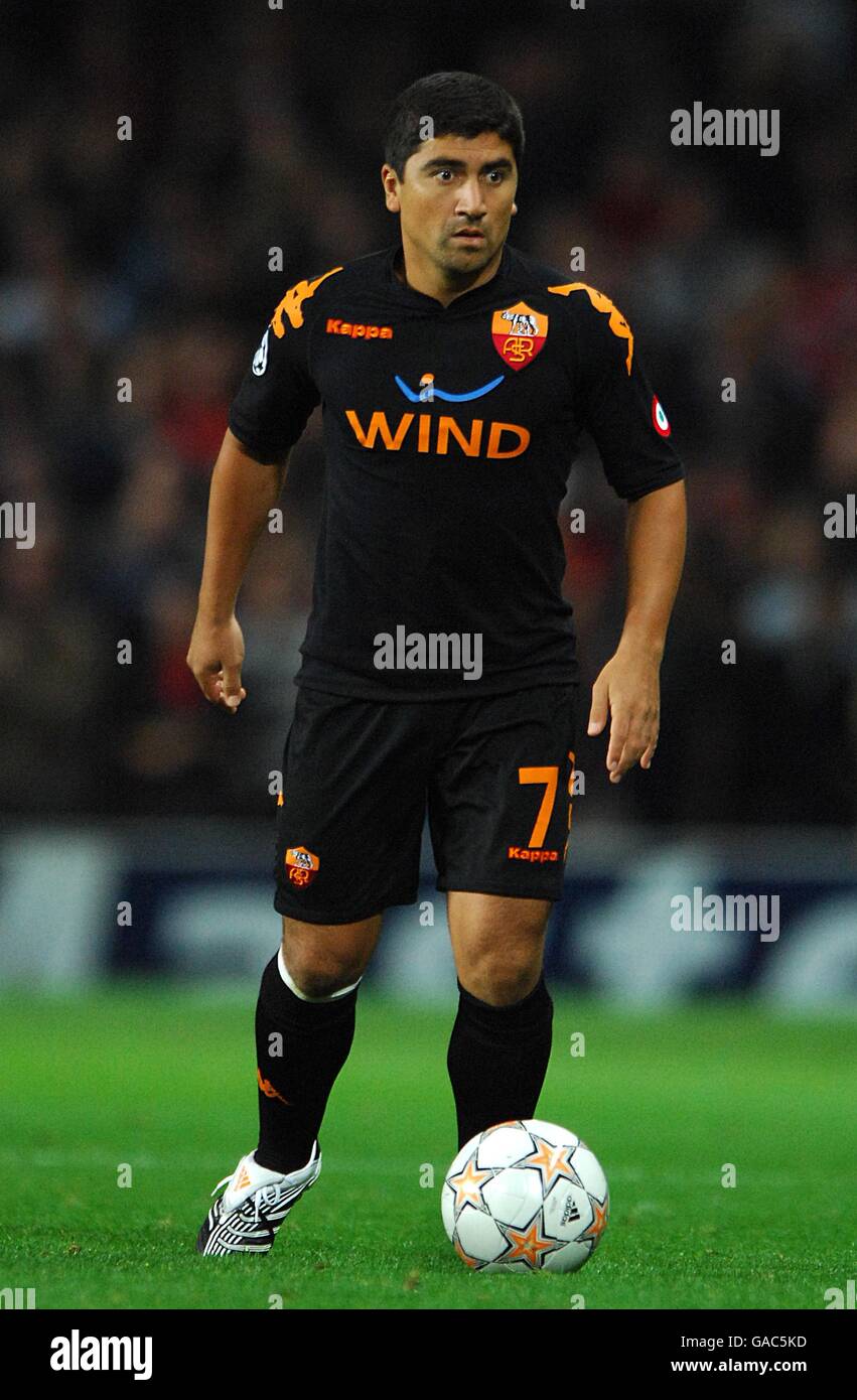 David pizarro roma hi-res stock photography and images - Alamy