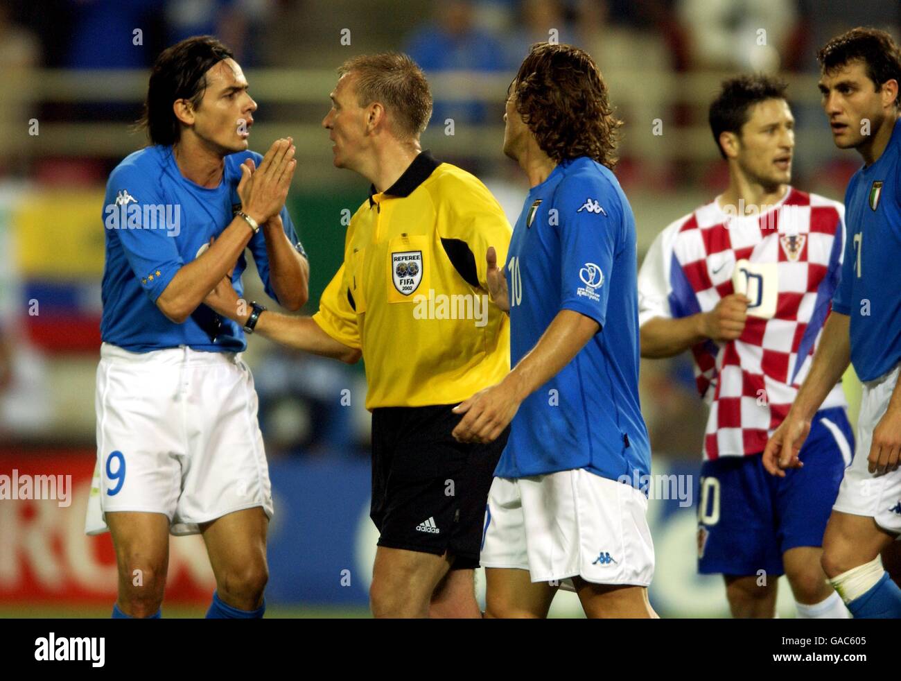 Soccer - FIFA World Cup 2002 - Group G - Italy v Croatia Stock Photo ...