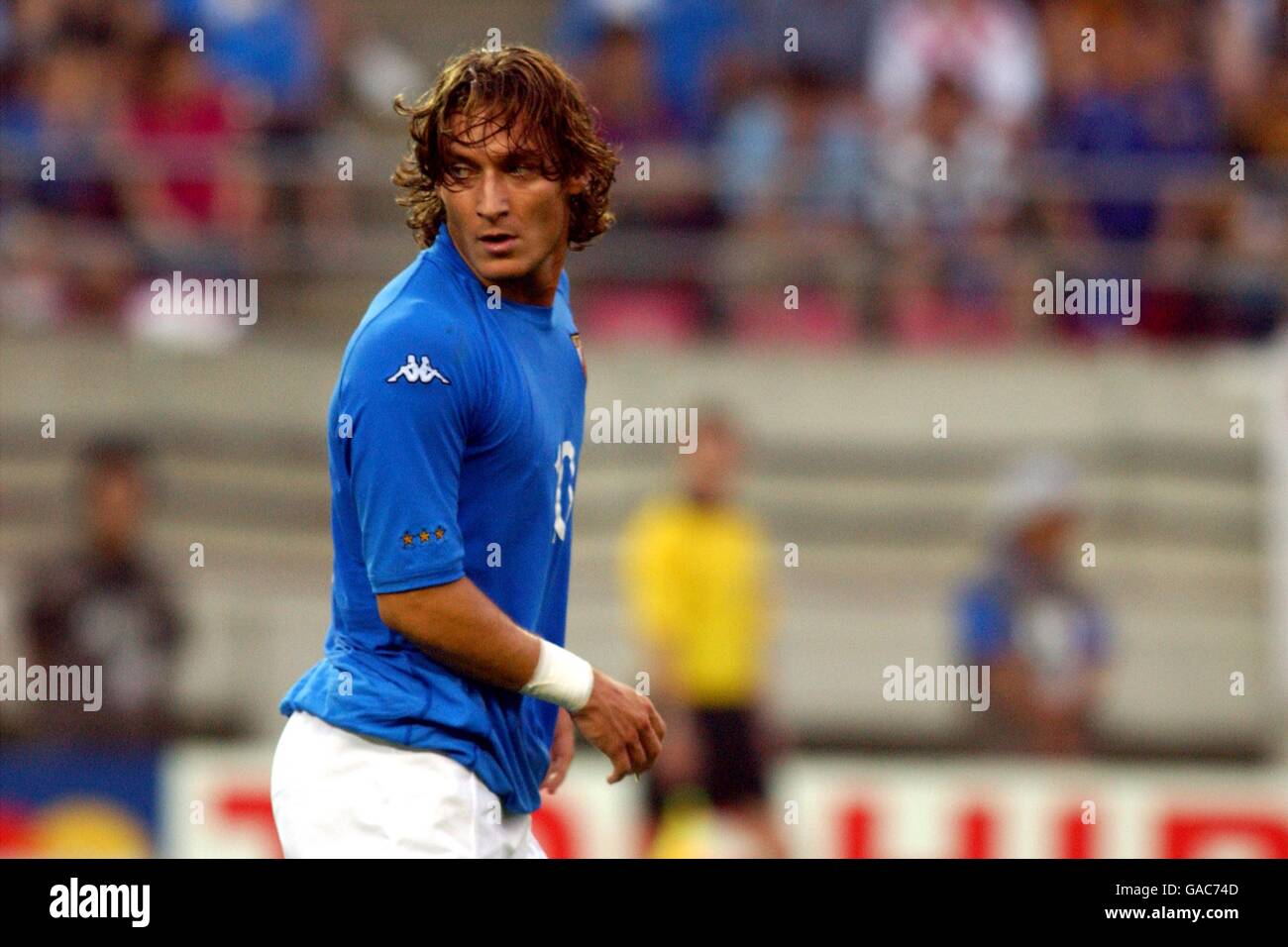 Francesco totti fifa world cup 2002 hi-res stock photography and images ...