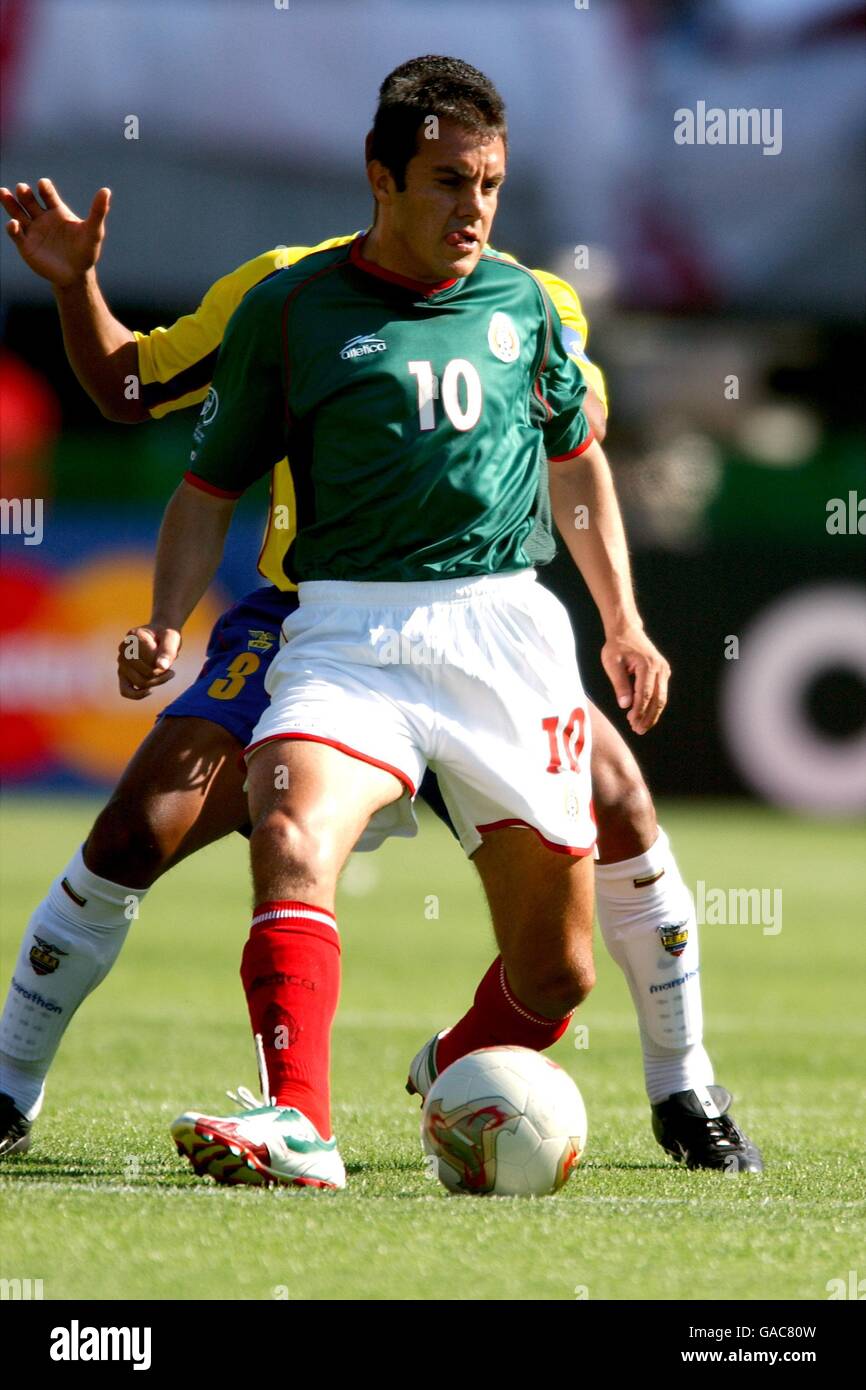 Soccer - FIFA World Cup 2002 - Group G - Mexico v Ecuador Stock Photo ...