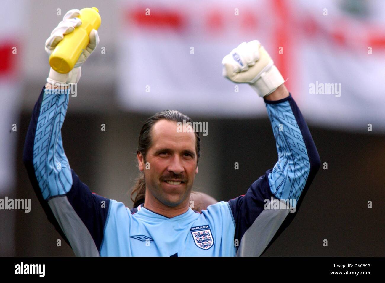 Seaman 2002 world cup hi-res stock photography and images - Alamy