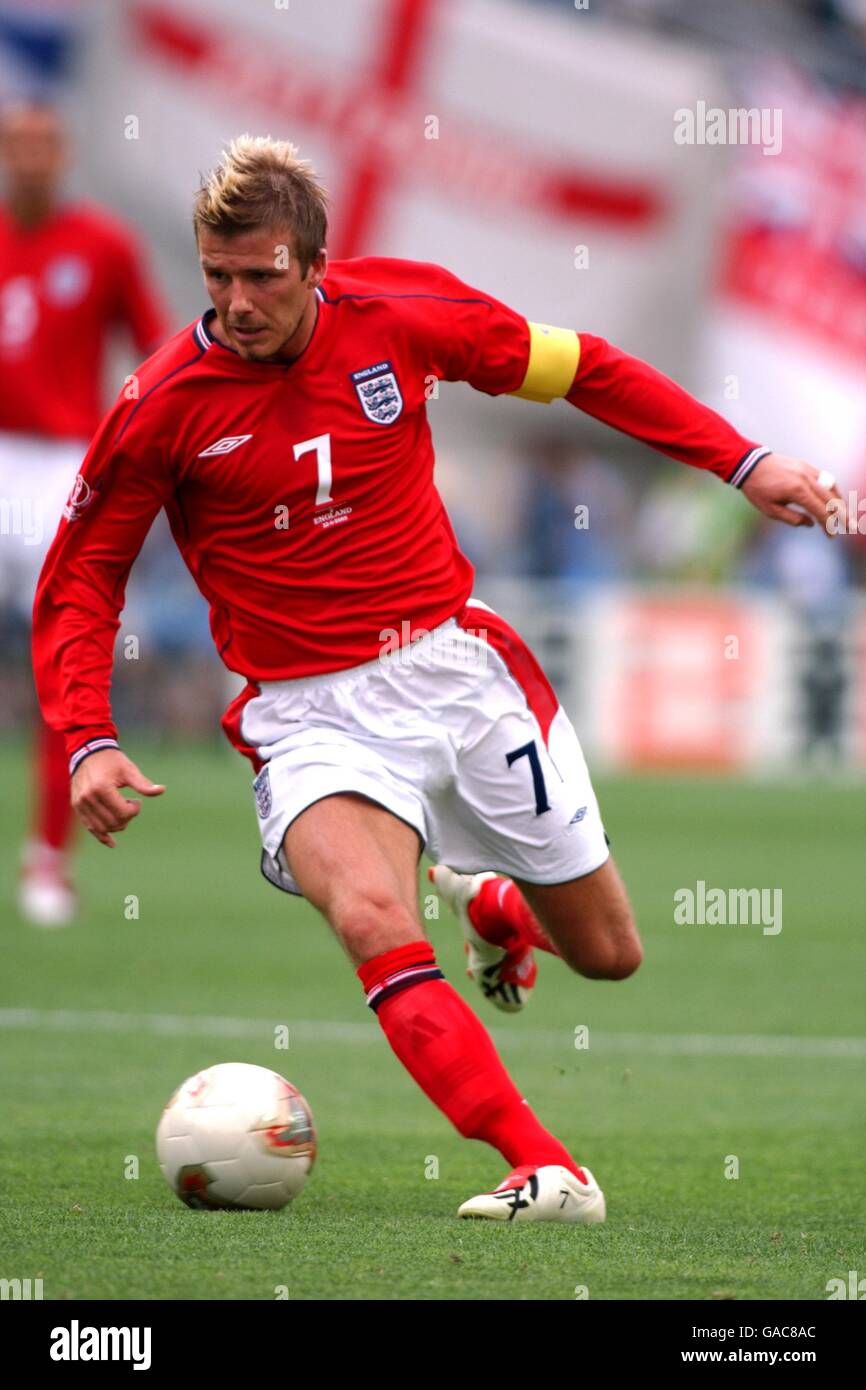 Soccer - FIFA World Cup 2002 - Group F - Nigeria v England Stock Photo ...