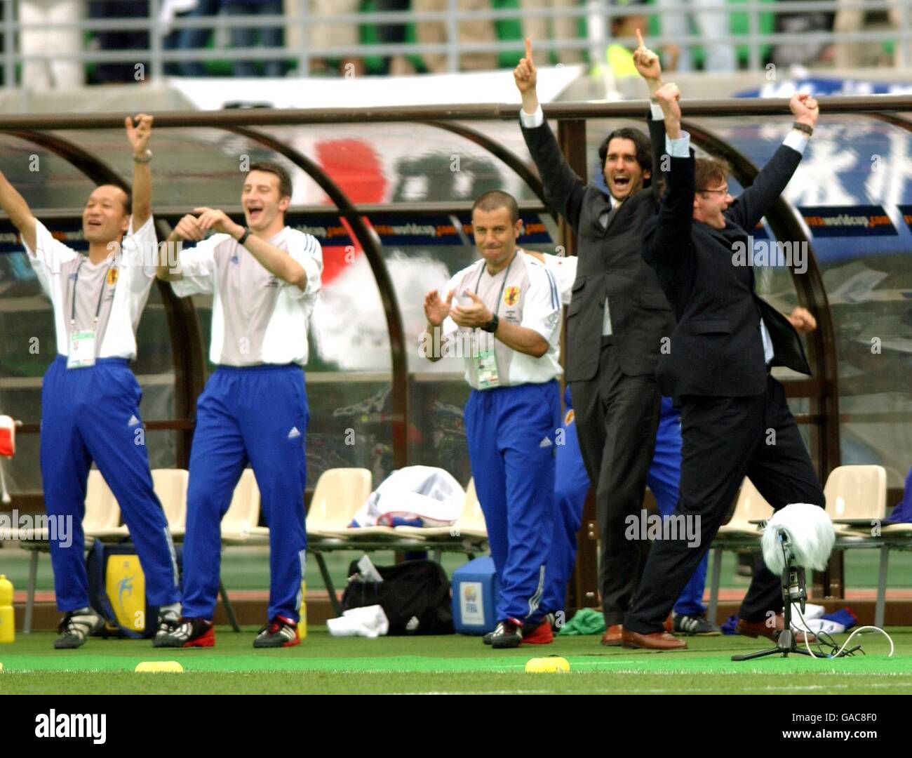 Soccer - FIFA World Cup 2002 - Tunisia v Japan - Group H. Philippe ...