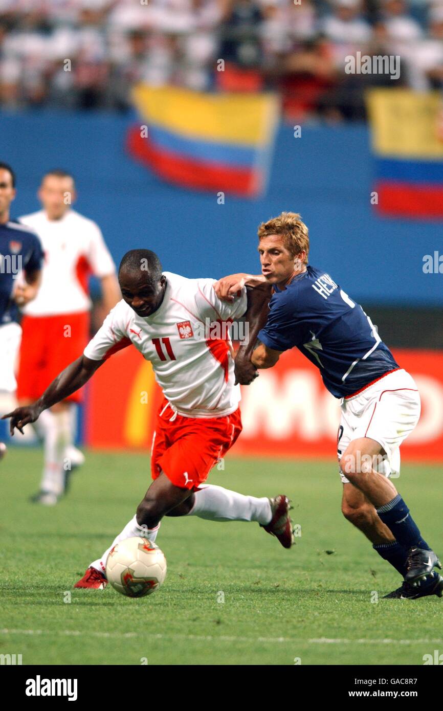 Soccer - FIFA World Cup 2002 - Group D - Poland v USA. Poland's ...