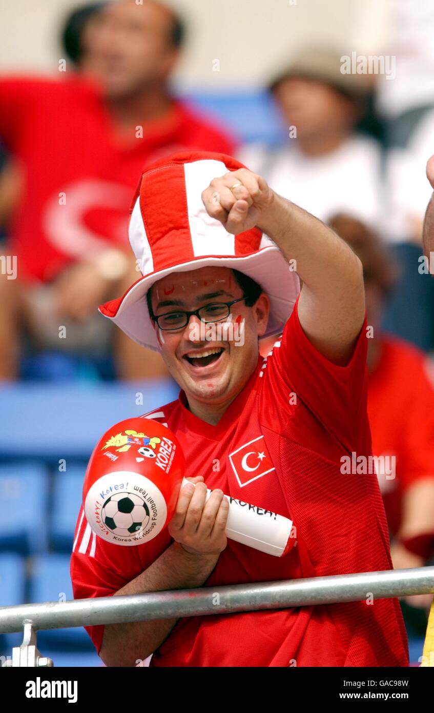 World cup 2002 turkey v brazil hi-res stock photography and images - Alamy