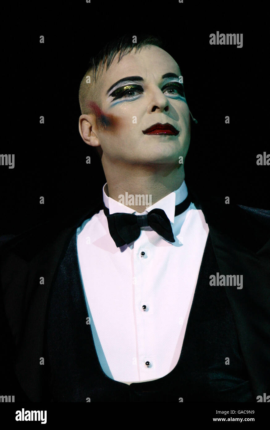 Cabaret Emcee Makeup