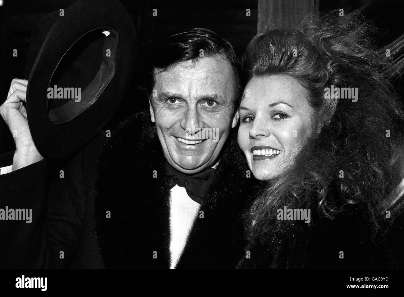 Barry humphries and wife hi-res stock photography and images - Alamy