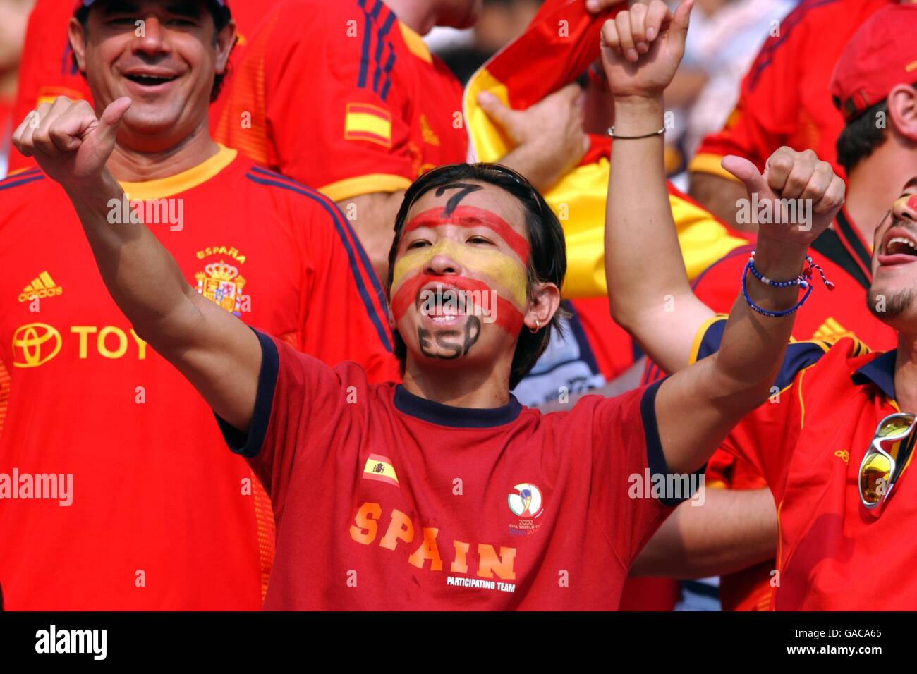 Fifa world cup 2002 spain hi-res stock photography and images - Alamy