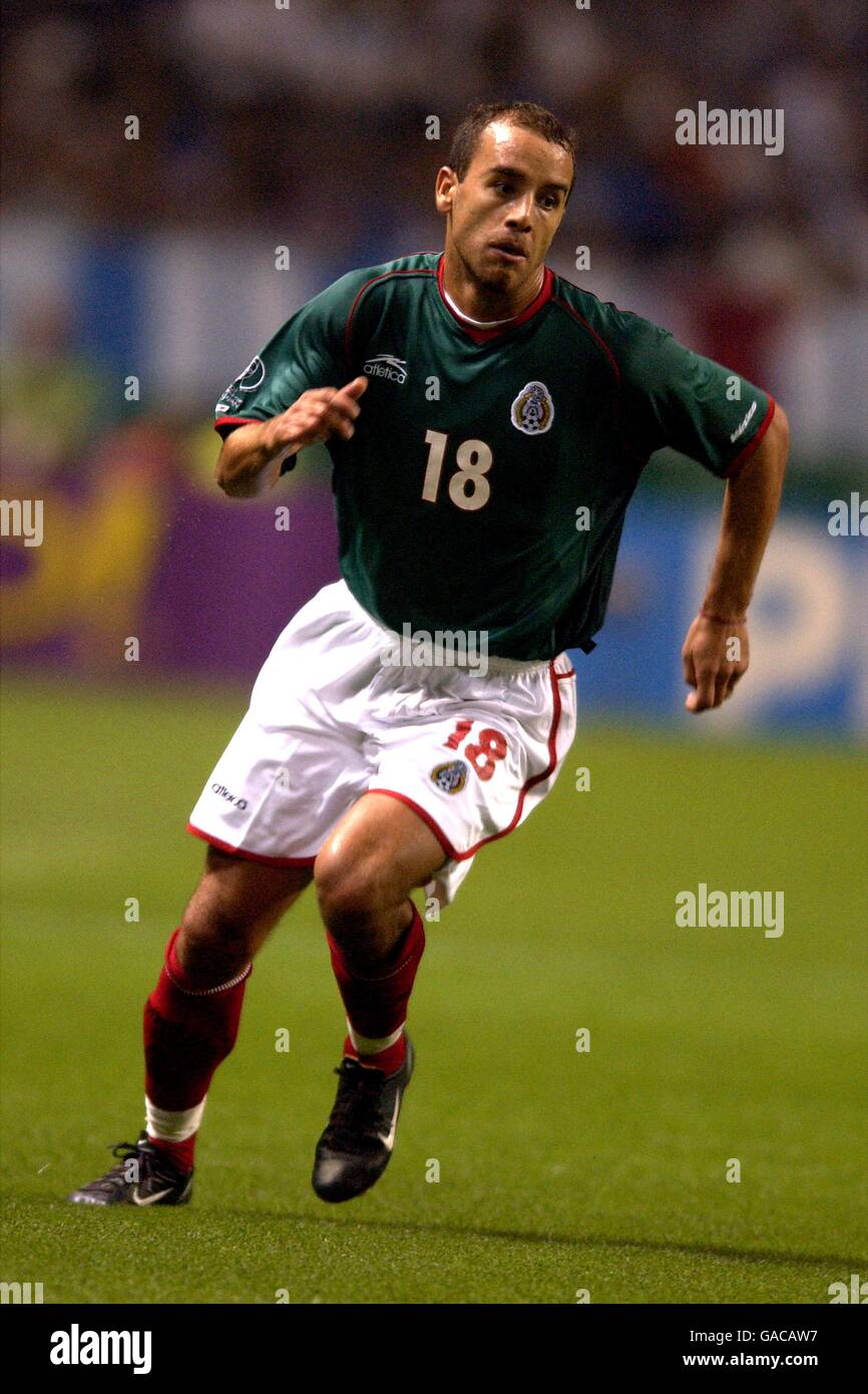 Soccer - FIFA World Cup 2002 - Group G - Mexico v Italy Stock Photo - Alamy