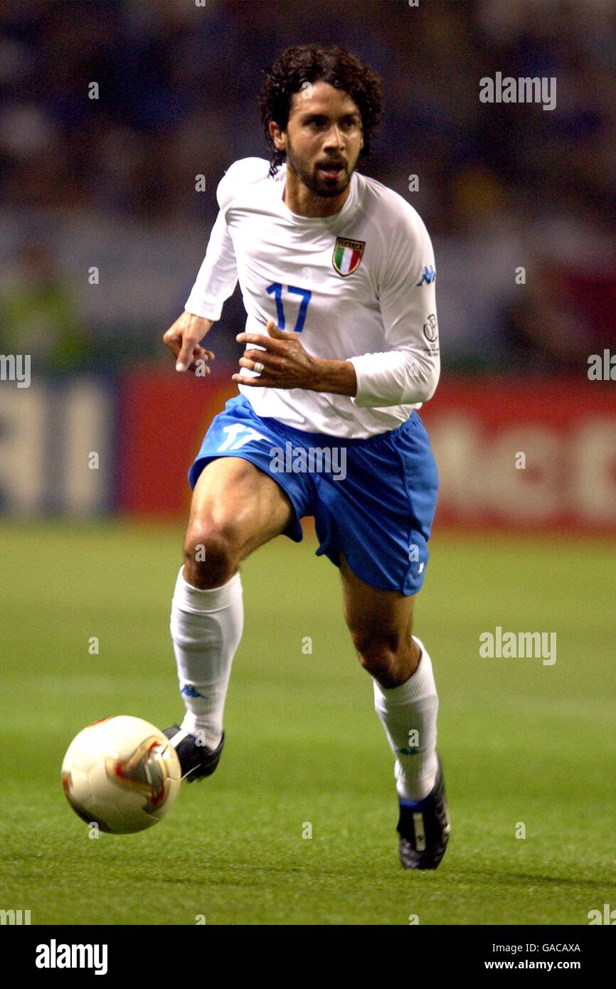Soccer - FIFA World Cup 2002 - Group G - Mexico v Italy. Damiano ...