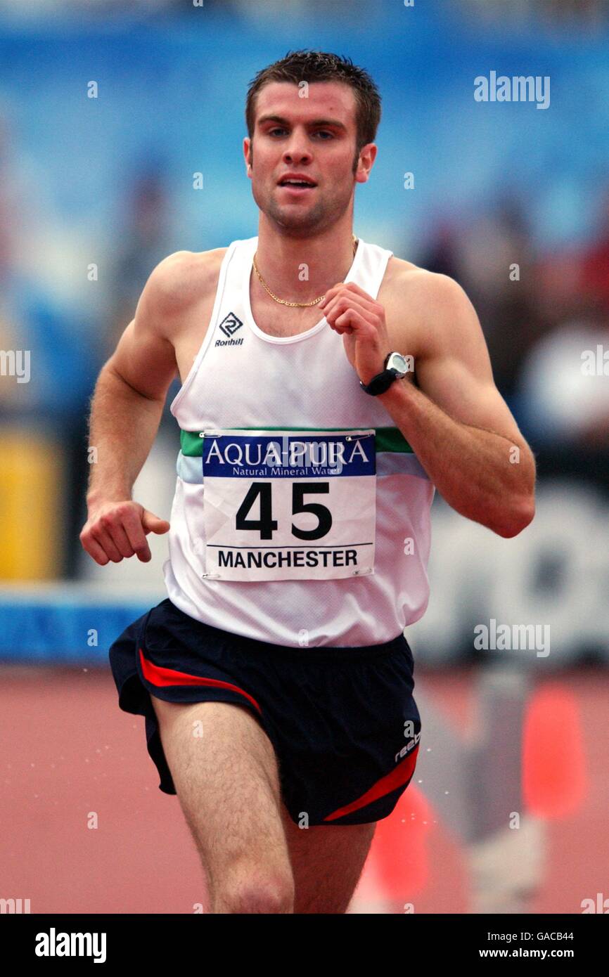 Adam Bowden in action in the men's 3000m steeplechase race Stock Photo ...
