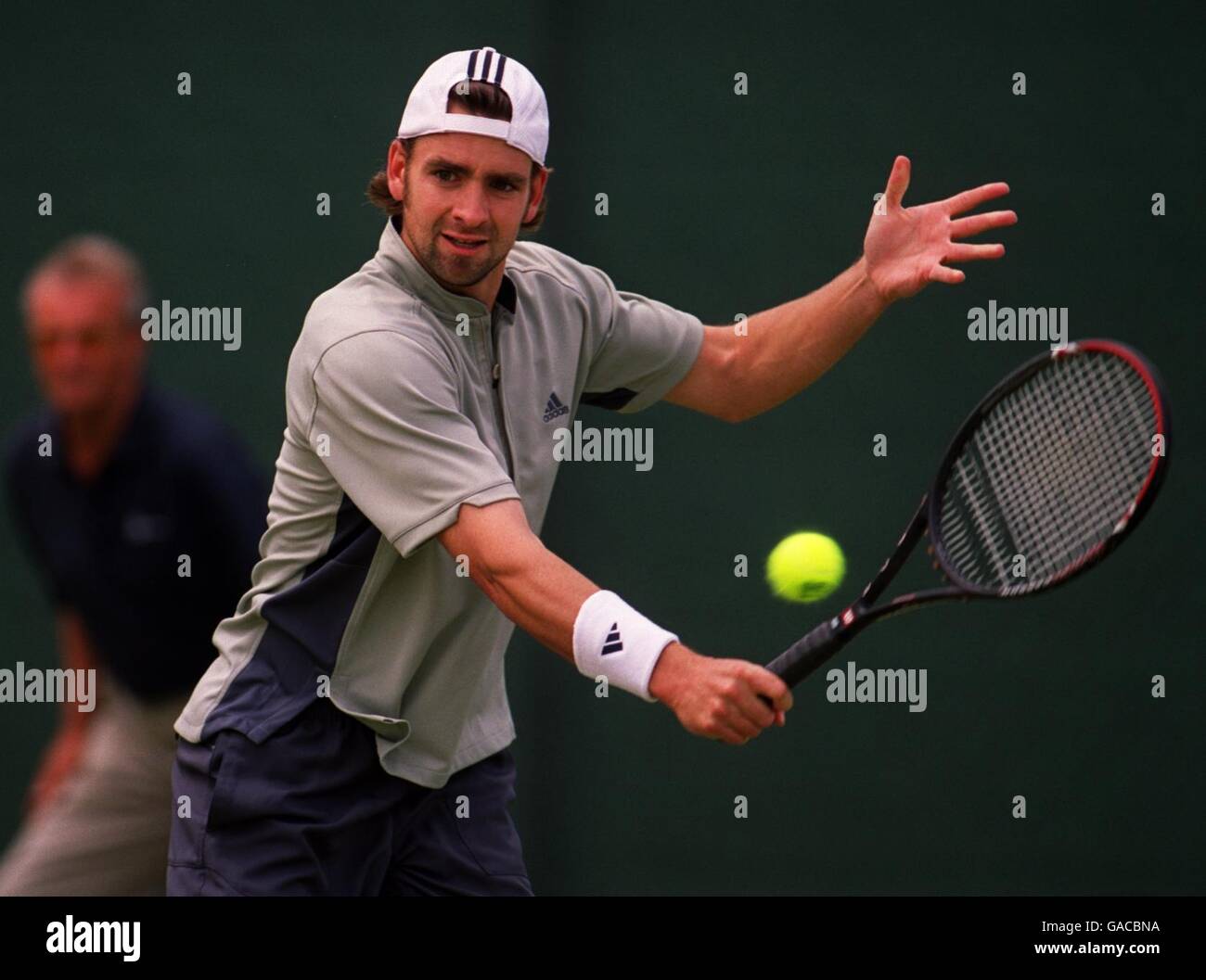 Tennis - Nottingham Open 2002 - First Round Stock Photo - Alamy