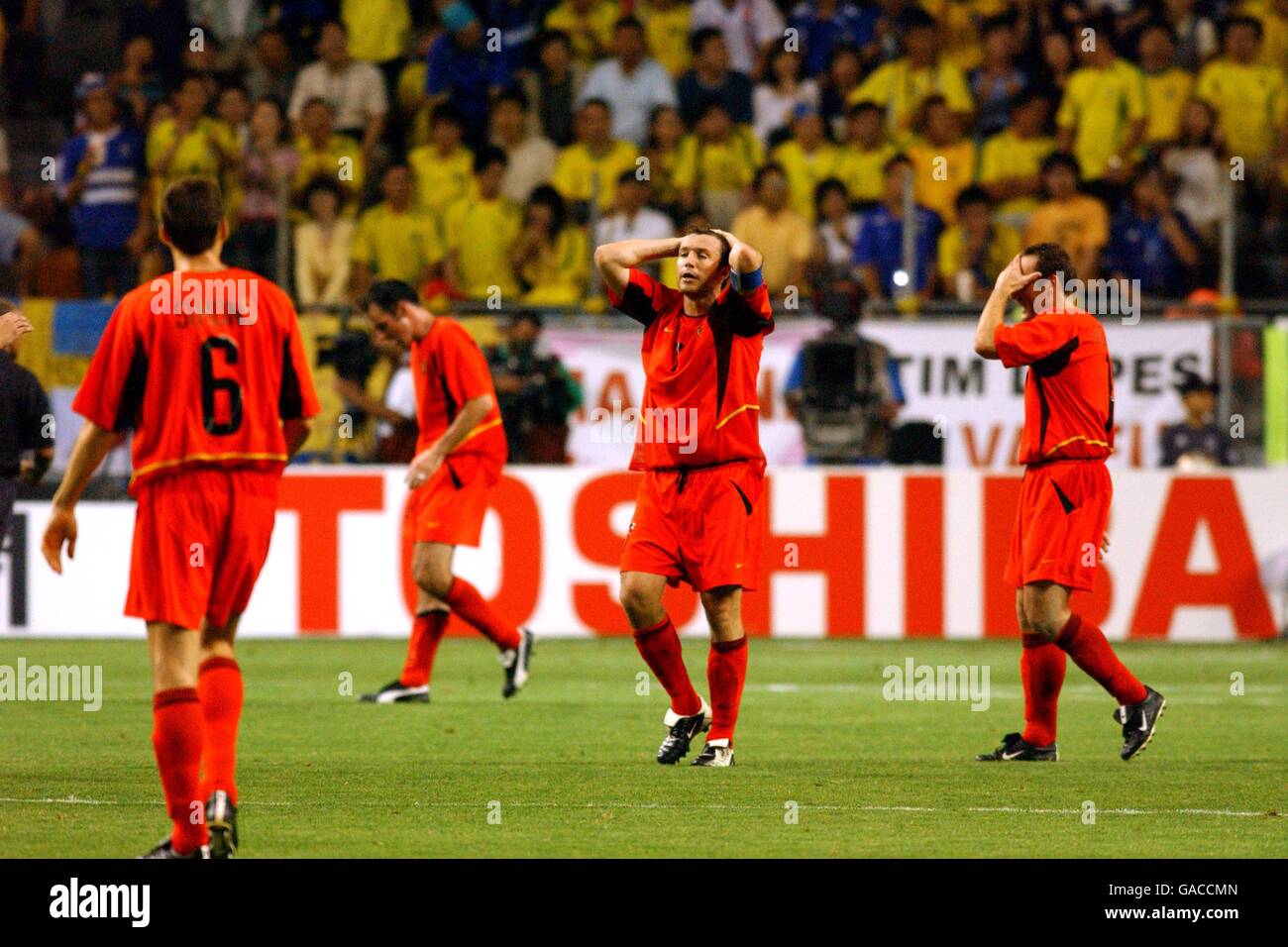 Brazil players world cup 2002 hi-res stock photography and images - Alamy