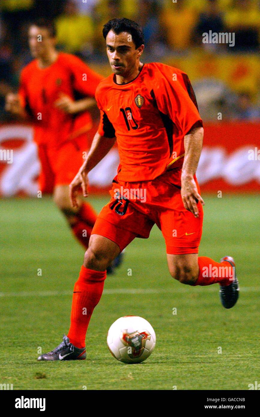 Soccer - FIFA World Cup 2002 - Second Round - Brazil v Belgium. Johan ...