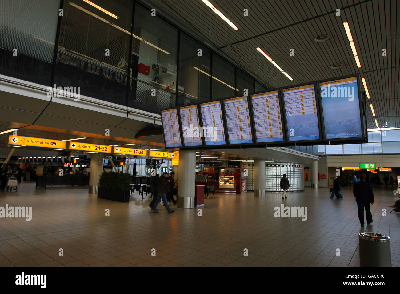 Schipol airport check in hi-res stock photography and images - Alamy