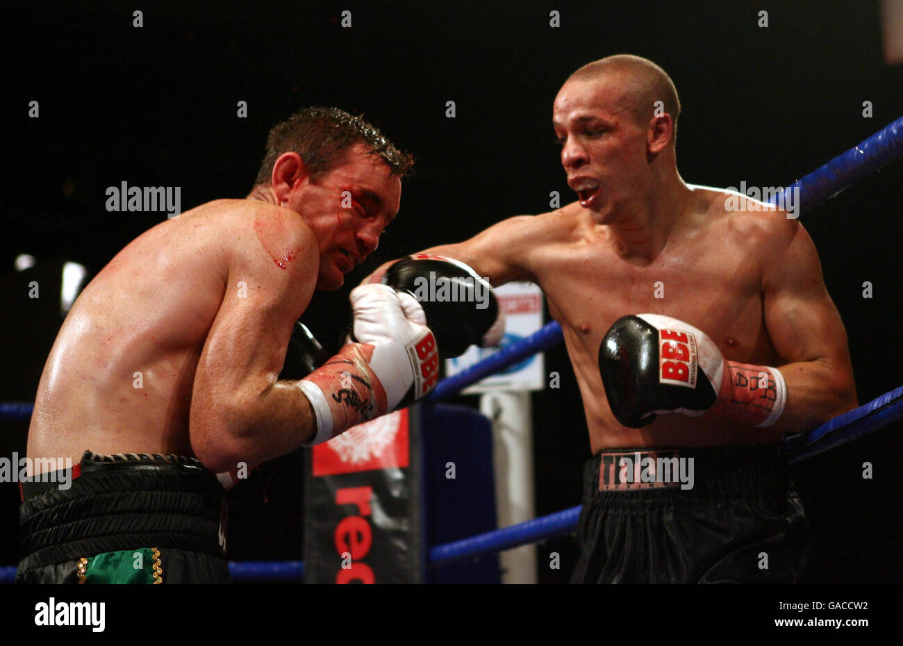 Boxing - British Super-Featherweight Title - Doncaster Stock Photo - Alamy