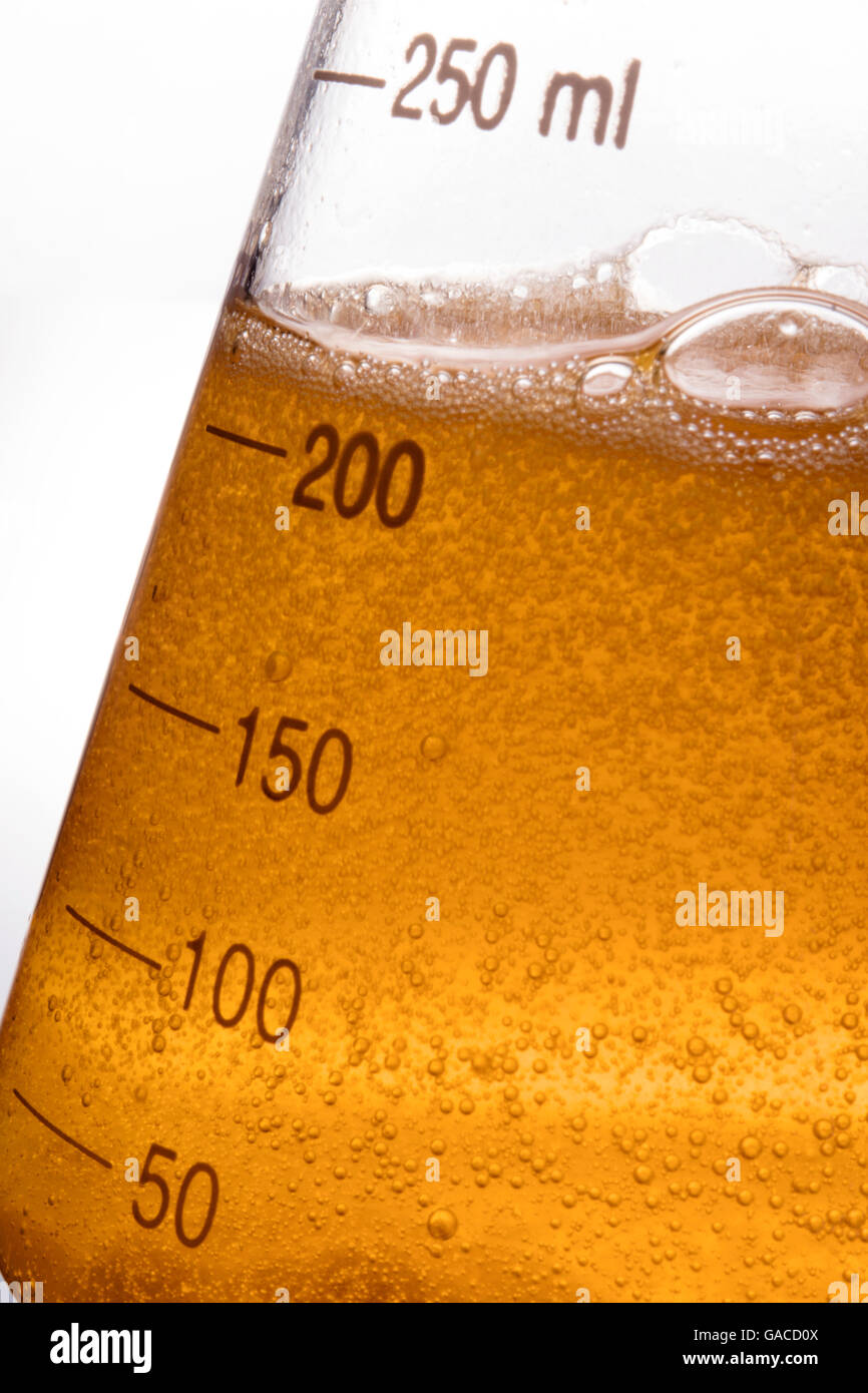 Fluid reaction hi-res stock photography and images - Alamy