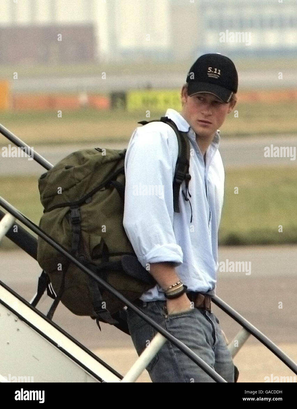 Prince harry arrives with the england rugby team back heathrow hi-res ...