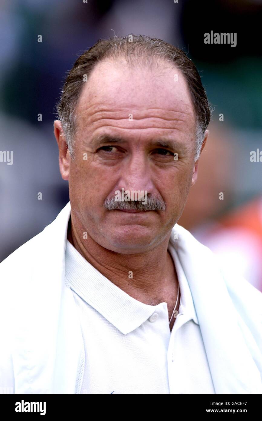 Soccer - FIFA World Cup 2002 - Quarter Final - England v Brazil. Brazil ...