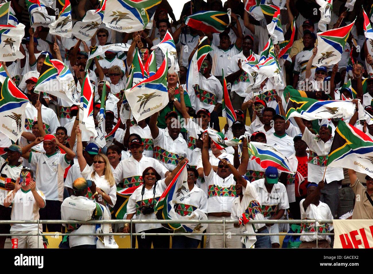 Soccer fifa world cup 2002 group south africa slovenia hi-res stock ...