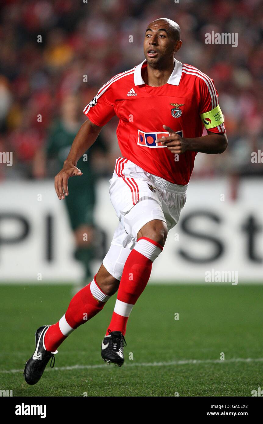 Estadio da luz anderson luisao hi-res stock photography and images - Alamy