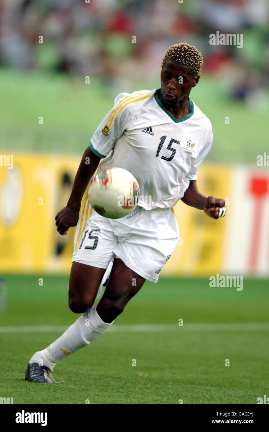 Soccer fifa world cup 2002 group south africa slovenia hi-res stock ...