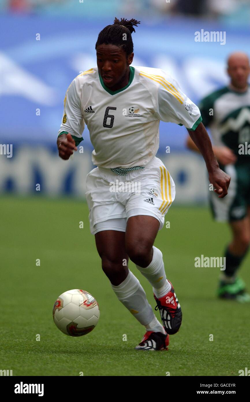 Soccer fifa world cup 2002 group south africa slovenia hi-res stock ...