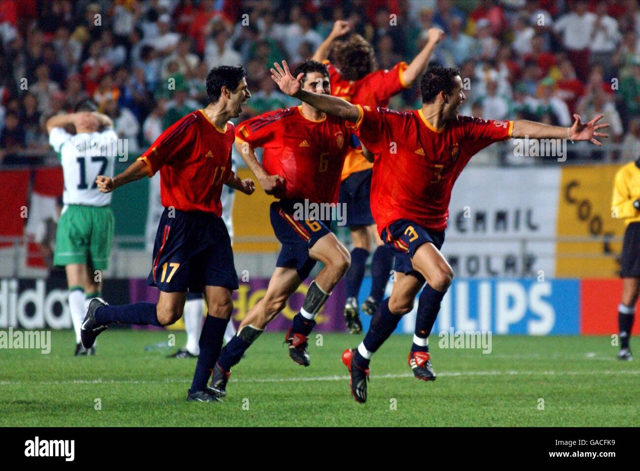 Soccer -FIFA World Cup 2002 - Second Round - Spain v Republic of ...