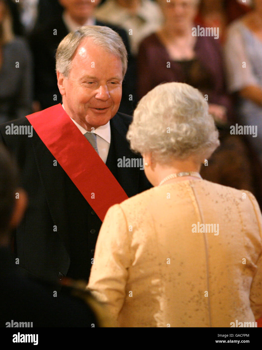 Sir robin janvrin hi-res stock photography and images - Alamy