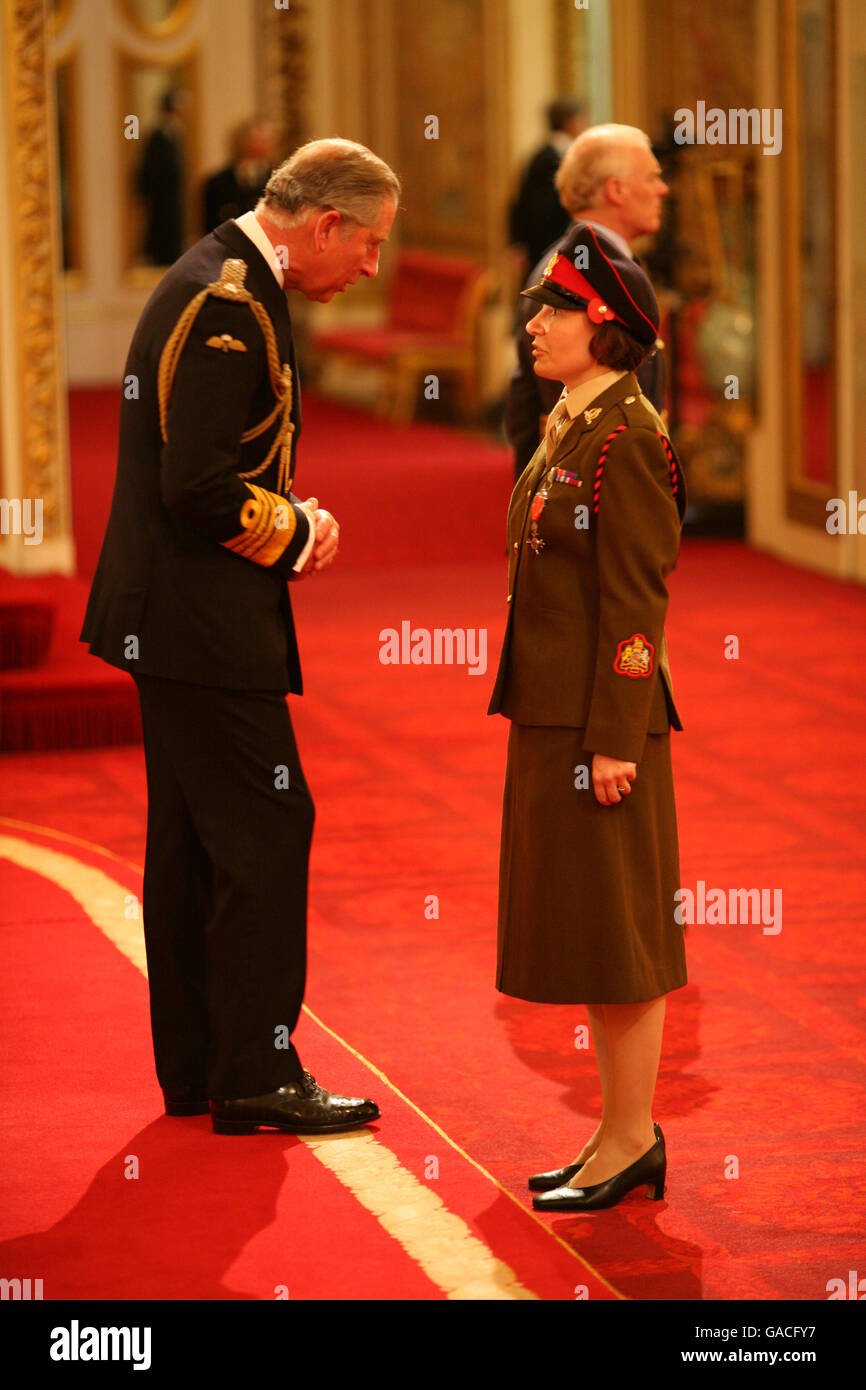 Warrant Officer Class 1 Laura York is made an MBE by the Prince of ...