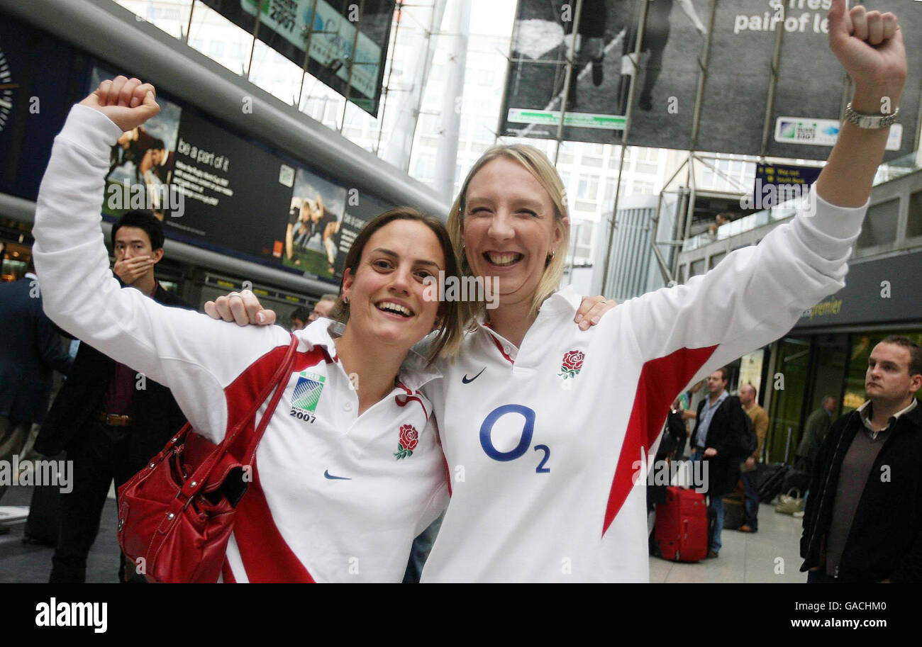 England rugby fans at London's Waterloo Station waiting to catch a ...