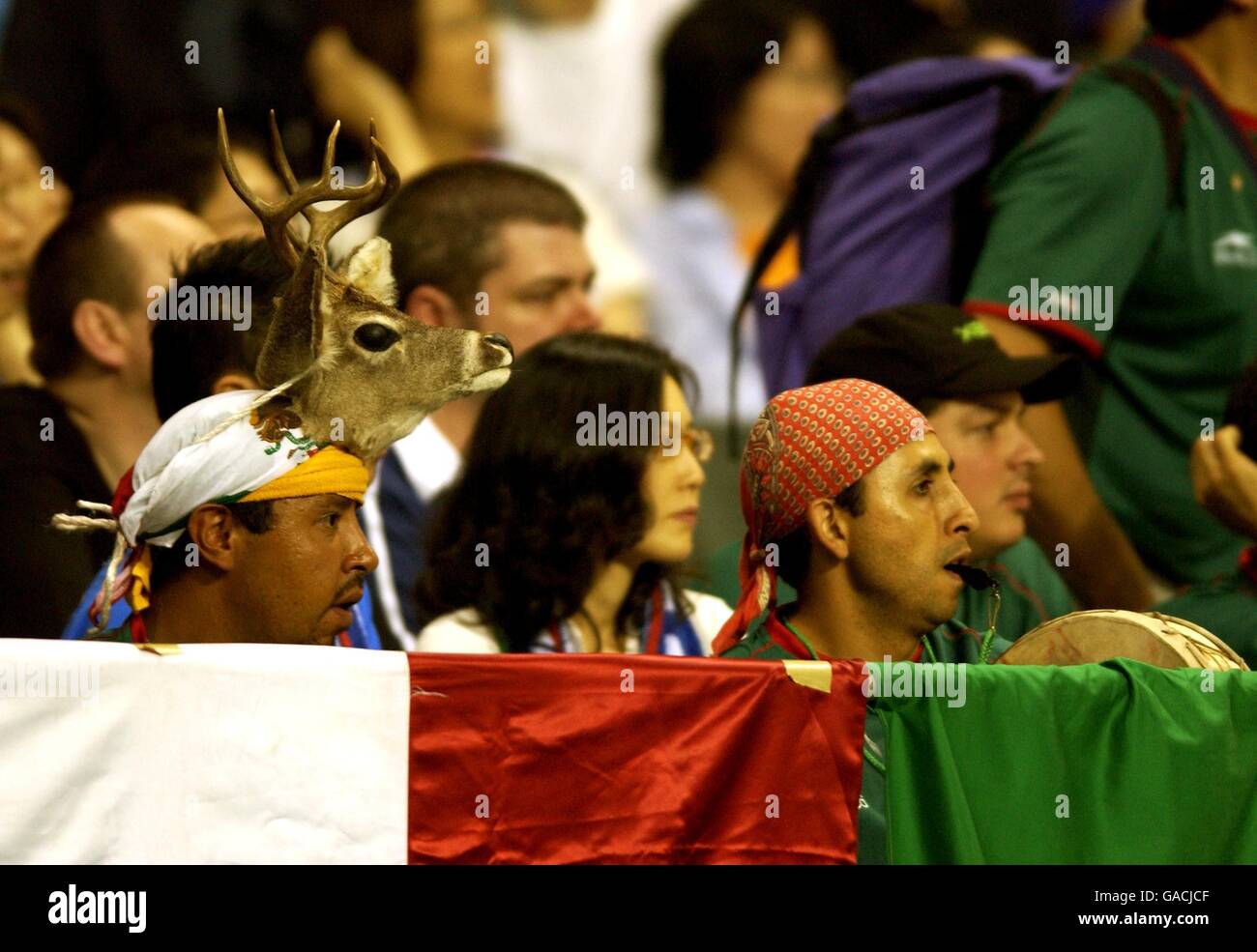 Fifa world cup 2002 mexico v italy hi-res stock photography and images ...