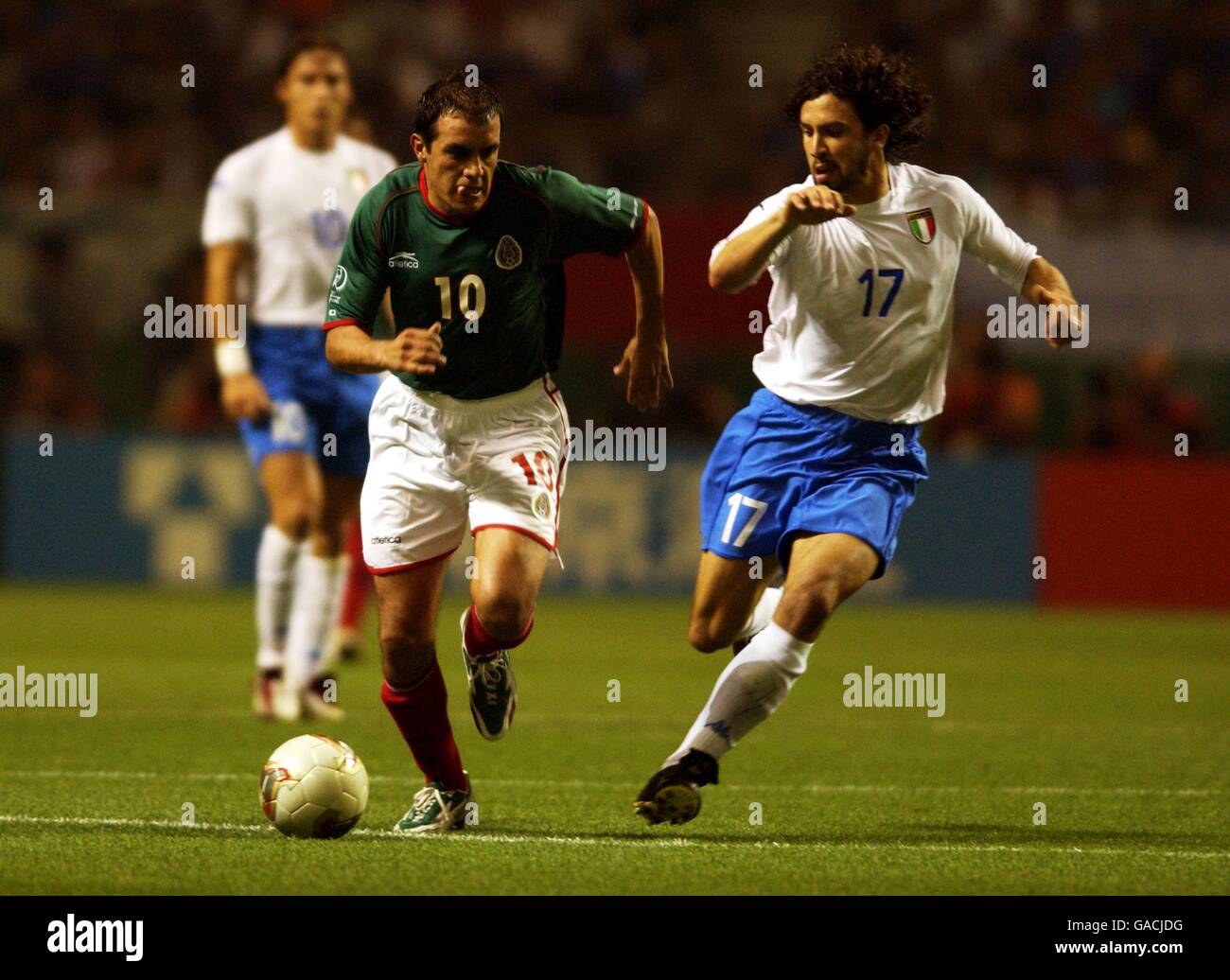 Soccer - FIFA World Cup 2002 -Mexico v Italy - Group G Stock Photo - Alamy