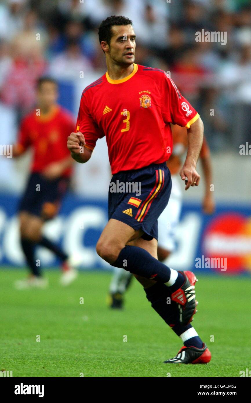 Soccer fifa world cup 2002 group b spain v paraguay hi-res stock ...