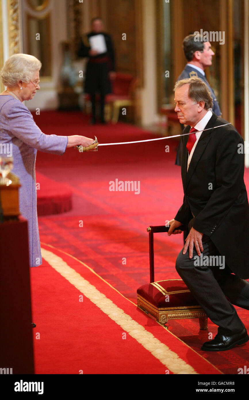 Professor Sir George Castledine, from Kidderminster, is knighted by The ...