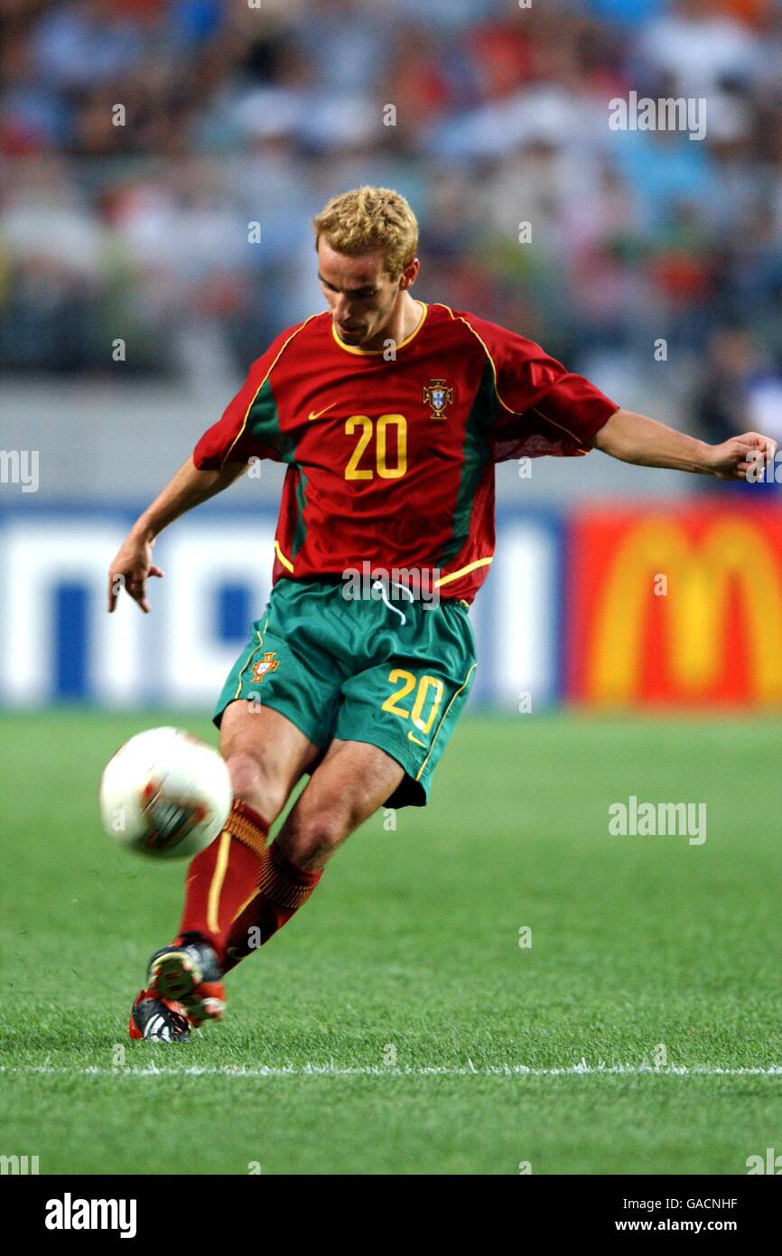 Usa portugal fifa 2002 world cup hi-res stock photography and images ...