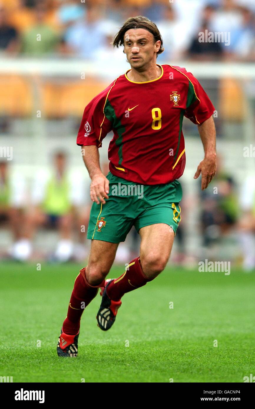 World cup 2002 portugal joão pinto hi-res stock photography and images ...
