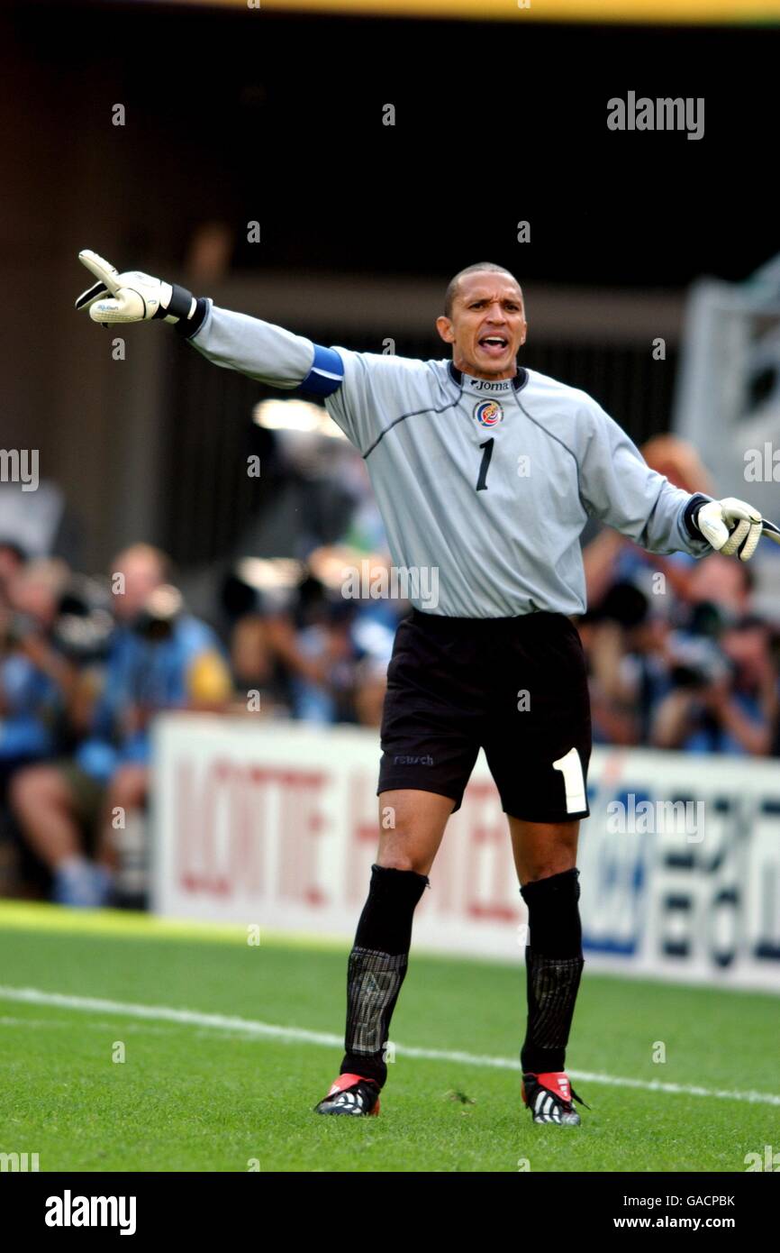 Soccer -FIFA World Cup 2002 - Group C - Costa Rica v Brazil Stock Photo ...