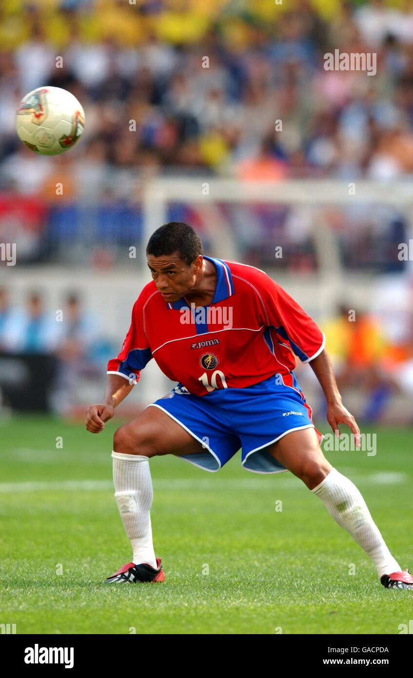 Soccer -FIFA World Cup 2002 - Group C - Costa Rica v Brazil. Walter ...