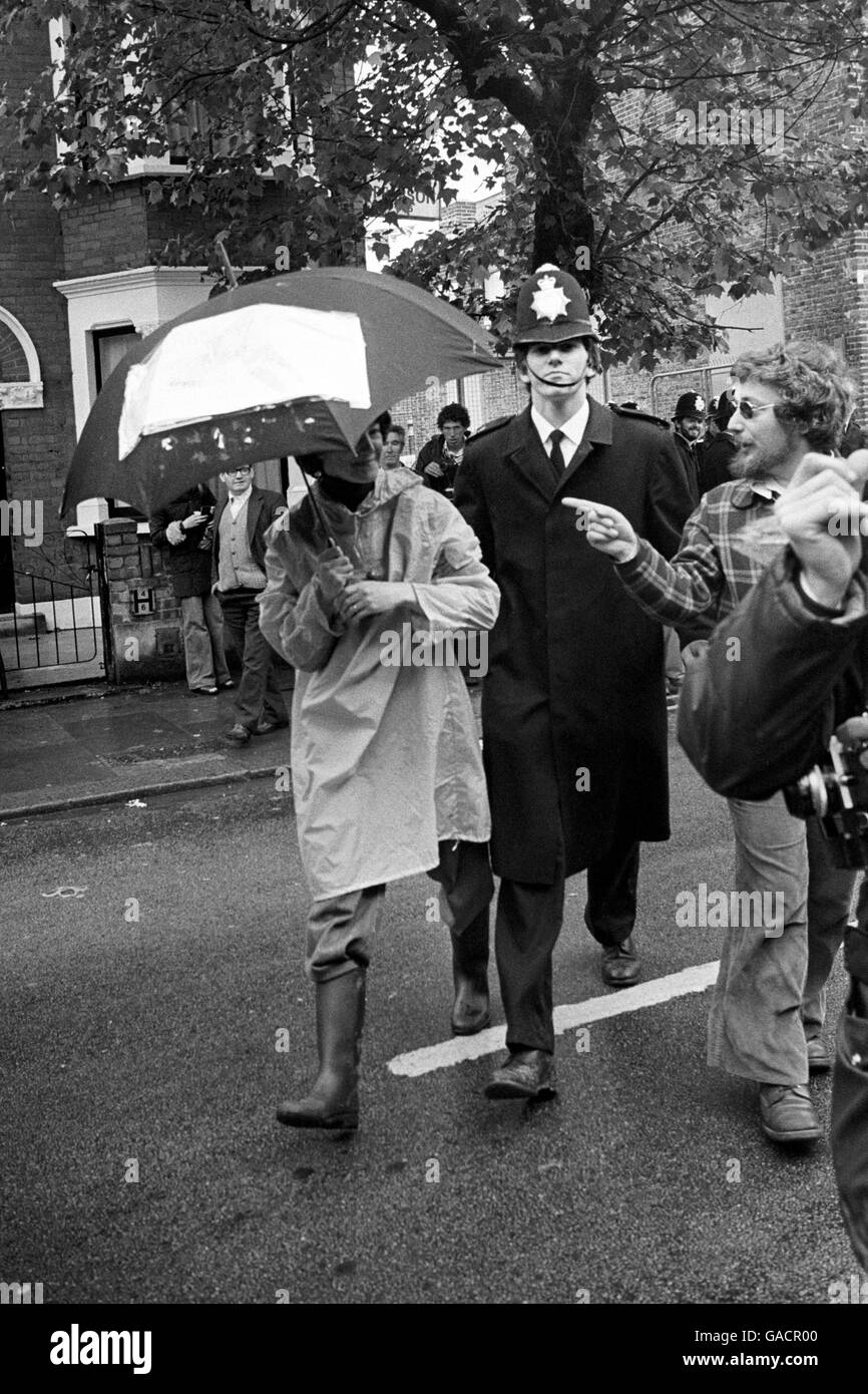 Protest - Grunwick Factory Strike - Willesden Stock Photo - Alamy