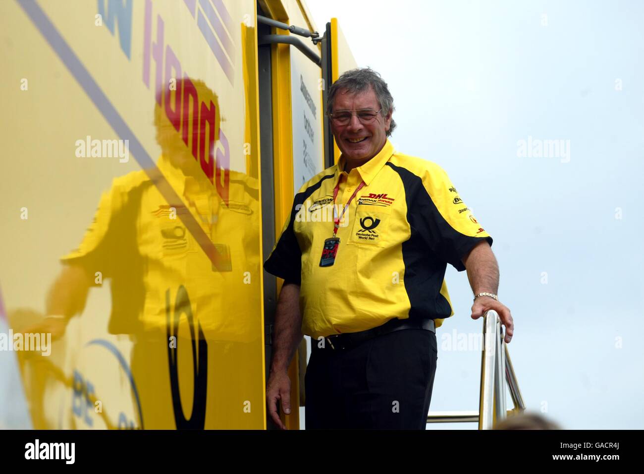 Gary anderson designer hi-res stock photography and images - Alamy