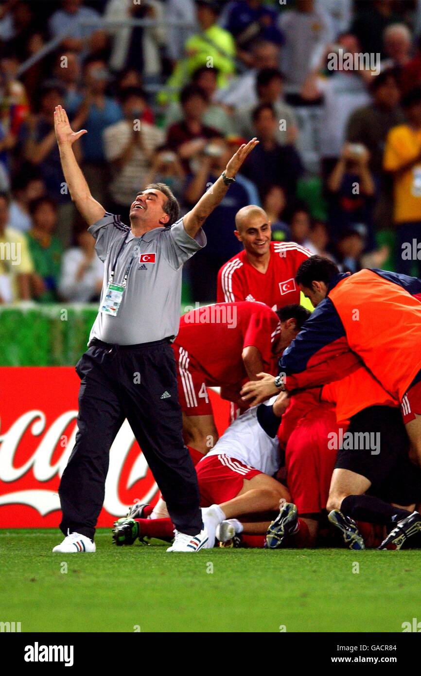 Soccer - FIFA World Cup 2002 - Senegal v Turkey - Quarter Final Stock ...