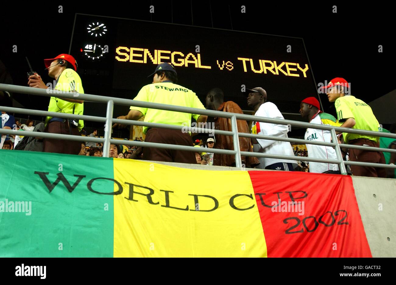 Soccer fifa world cup 2002 senegal v turkey quarter final hi-res stock ...