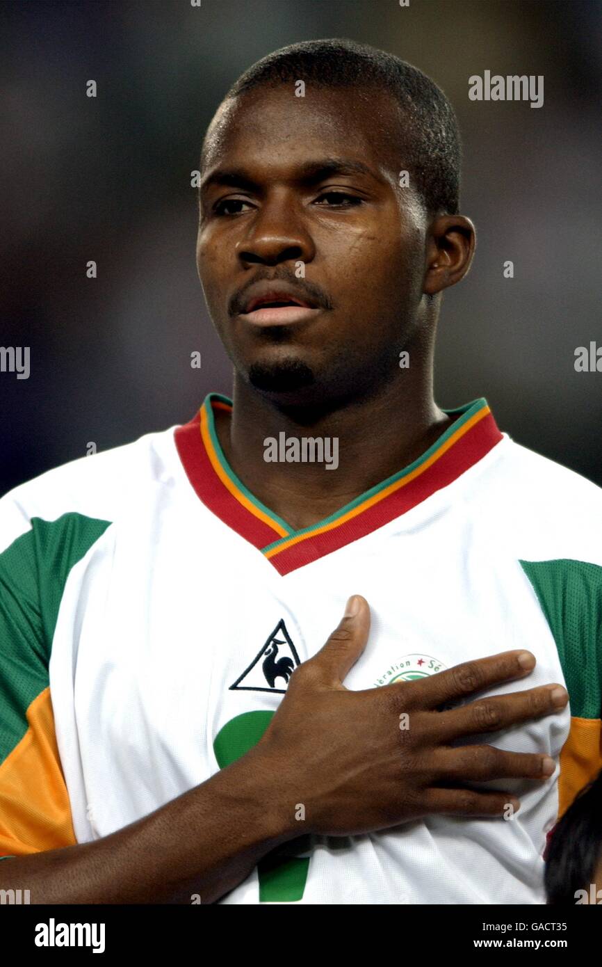 Soccer - FIFA World Cup 2002 - Quarter Final - Senegal v Turkey. Omar ...