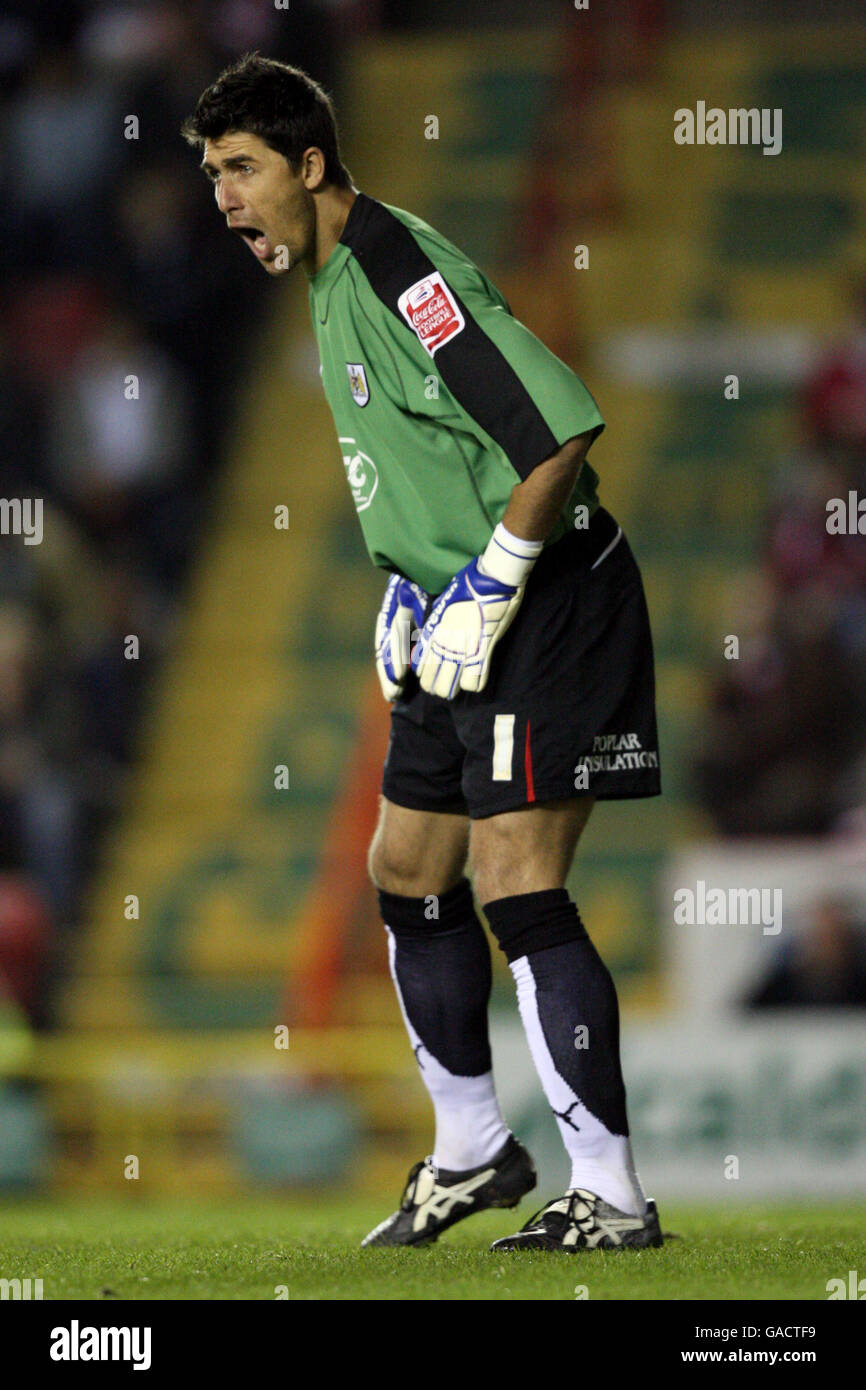 Bristol city goalkeeper adriano basso hi-res stock photography and ...