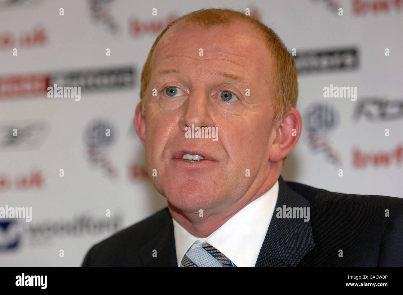 Soccer - Press Conference - Gary Megson - Reebok Stadium Stock Photo ...