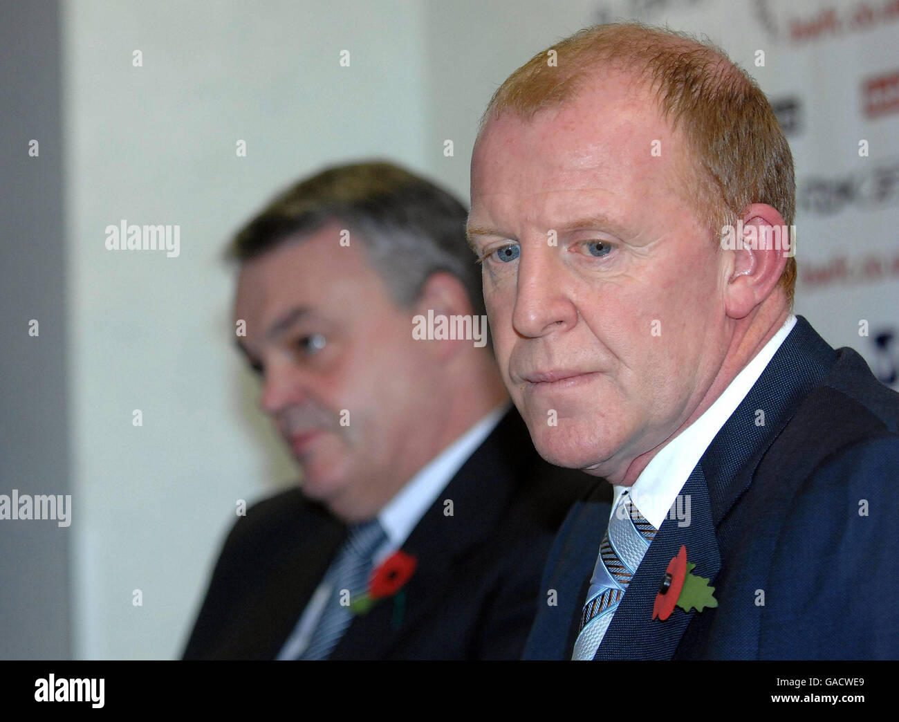Soccer - Press Conference - Gary Megson - Reebok Stadium Stock Photo ...