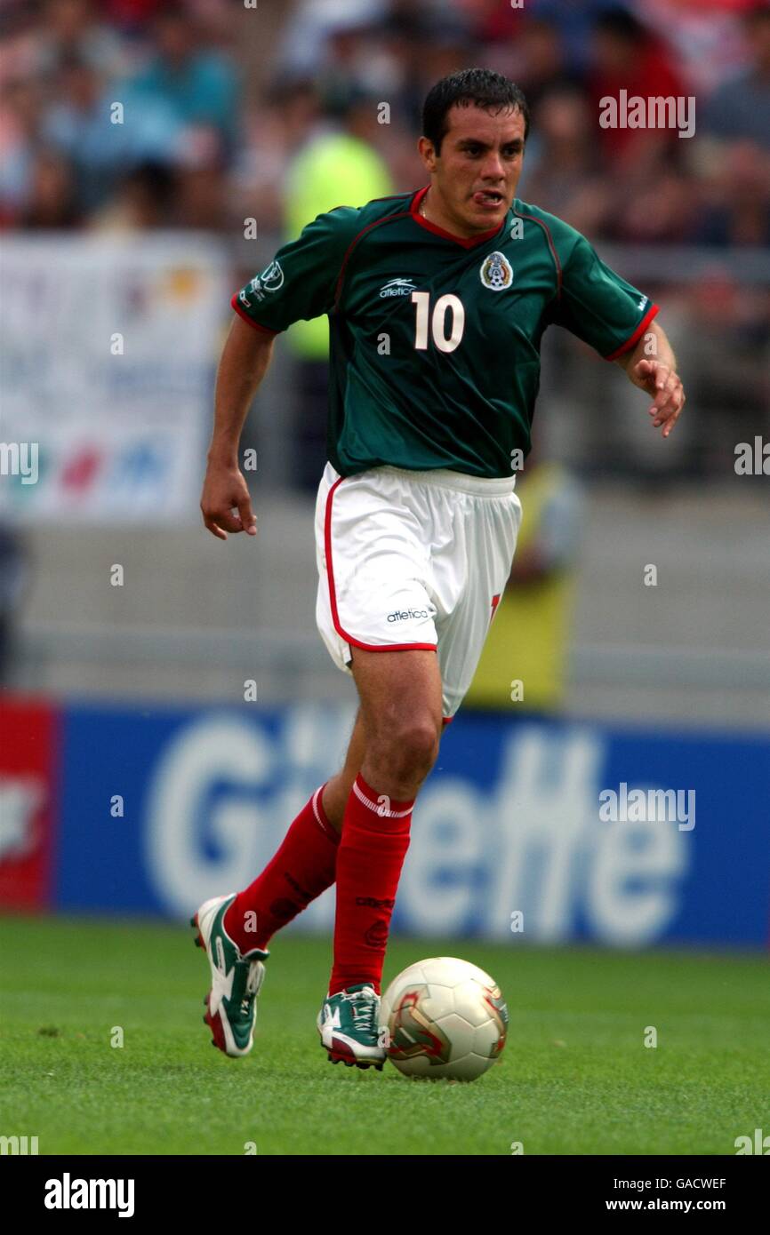 Soccer -FIFA World Cup 2002 - Second Round - Mexico v USA. Cuauhtemoc ...