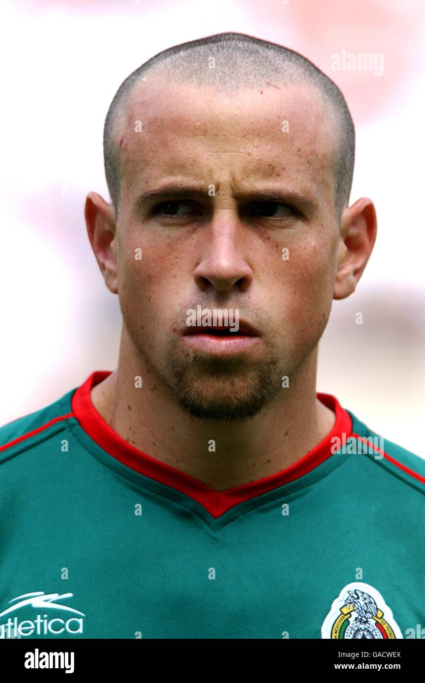 Soccer fifa world cup 2002 second round mexico v usa hi-res stock ...