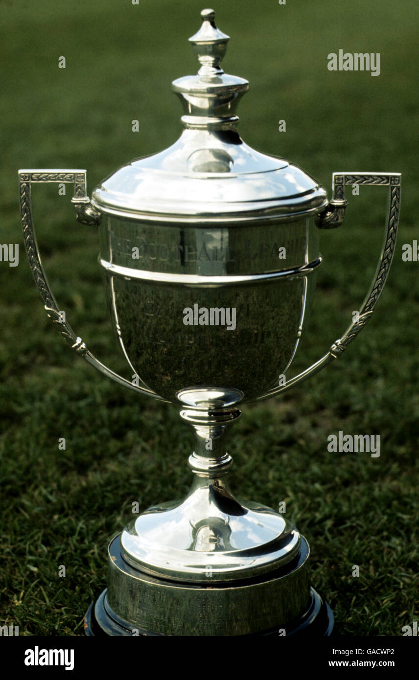 Four division hi-res stock photography and images - Alamy